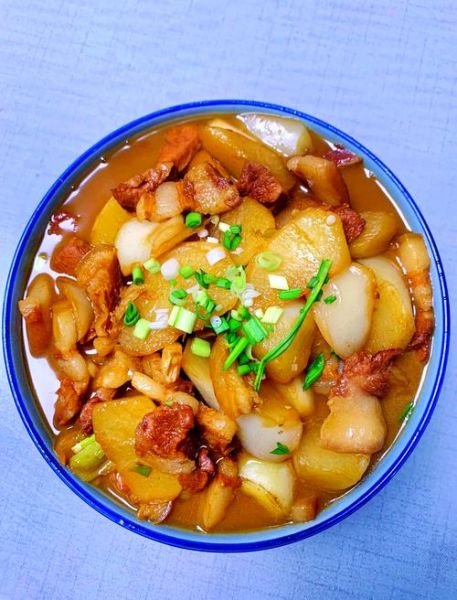 萝卜烧肉怎么烧好吃窍门_萝卜烧肉先放萝卜还是先放肉-第1张图片-山城妙识