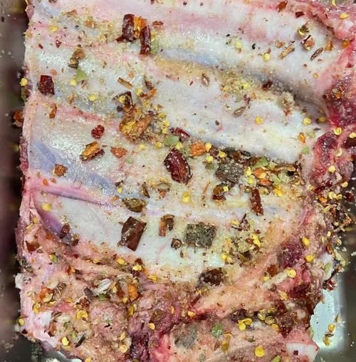 腊排骨怎么腌制最好吃_腊排骨腌制配方-第1张图片-山城妙识