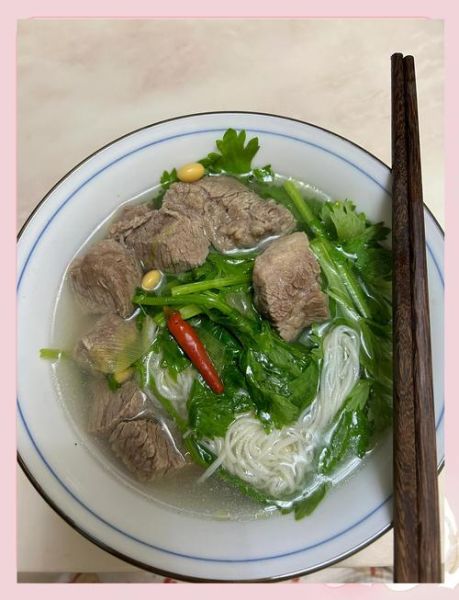 青菜牛肉面怎么做才好吃_青菜牛肉面汤头秘诀-第1张图片-山城妙识