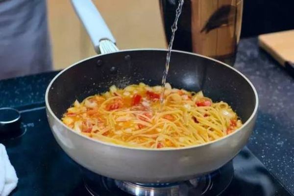 意大利面煮之前要泡吗_干意面要不要提前泡-第2张图片-山城妙识