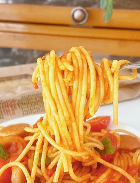 番茄意大利面简易做法_番茄意大利面需要哪些材料-第1张图片-山城妙识