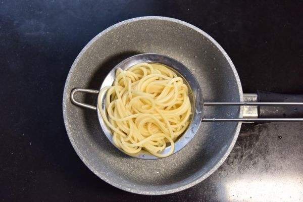 意大利面煮之前要泡吗_干意面要不要提前泡-第3张图片-山城妙识