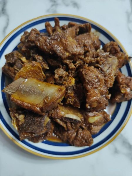 炖排骨前炒和不炒的区别_哪个更好吃-第1张图片-山城妙识 炖排骨前炒和不炒的区别_哪个更好吃-第1张图片-山城妙识