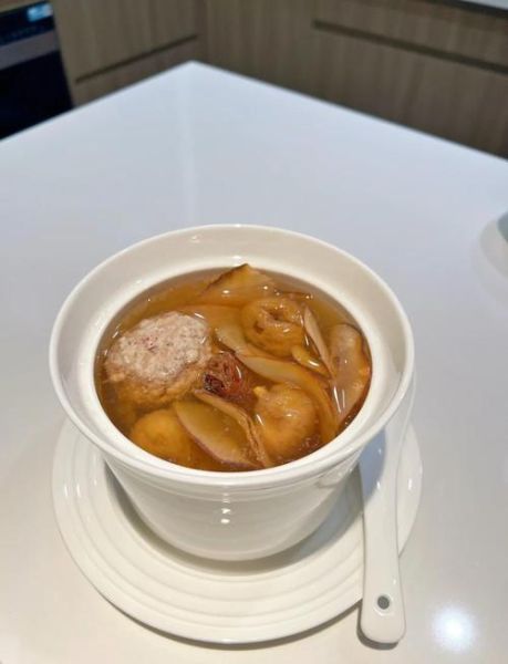 润肺汤的做法大全_润肺汤怎么煲最止咳-第1张图片-山城妙识