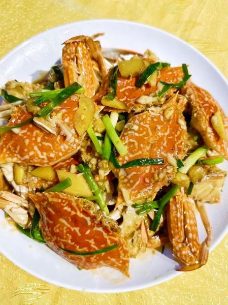 葱姜炒蟹怎么做好吃_葱姜炒蟹正宗做法窍门-第1张图片-山城妙识