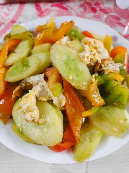 什么时候吃黄瓜最好_晚上吃黄瓜会胖吗-第2张图片-山城妙识 什么时候吃黄瓜最好_晚上吃黄瓜会胖吗-第2张图片-山城妙识