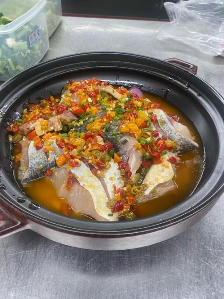 气锅鱼头怎么做_气锅鱼头用什么鱼-第3张图片-山城妙识