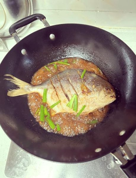 淡水红鲳鱼怎么做好吃_淡水红鲳鱼的家常做法-第1张图片-山城妙识 淡水红鲳鱼怎么做好吃_淡水红鲳鱼的家常做法-第1张图片-山城妙识