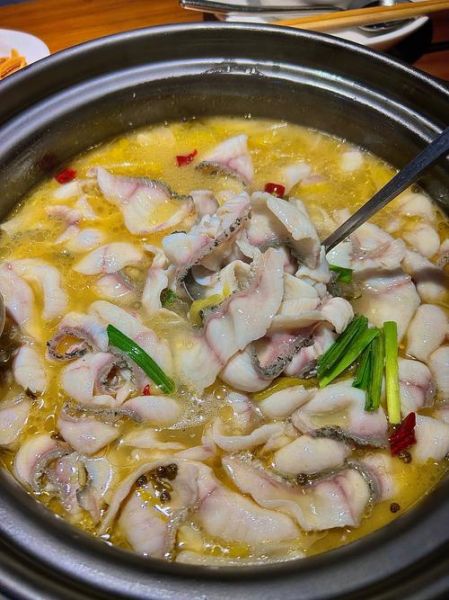 酸菜大盘鱼怎么做_酸菜鱼用哪种鱼最好-第2张图片-山城妙识 酸菜大盘鱼怎么做_酸菜鱼用哪种鱼最好-第2张图片-山城妙识