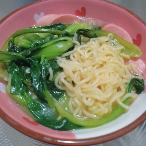 蔬菜面条有哪些种类_蔬菜面条怎么做才好吃-第2张图片-山城妙识