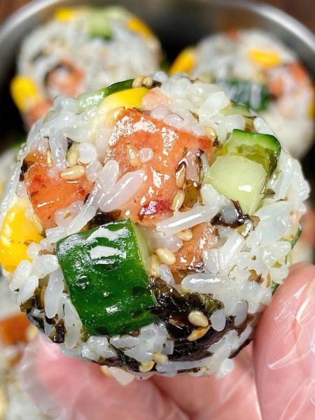 海苔饭团怎么做_海苔饭团做法图解-第3张图片-山城妙识