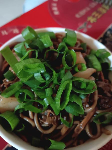 荞麦饸饹面怎么做_荞麦饸饹面怎么和面不裂-第2张图片-山城妙识