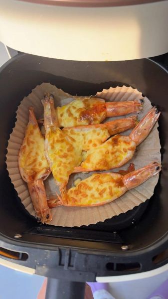 芝士焗虾怎么吃_芝士焗虾怎么吃才最香-第2张图片-山城妙识