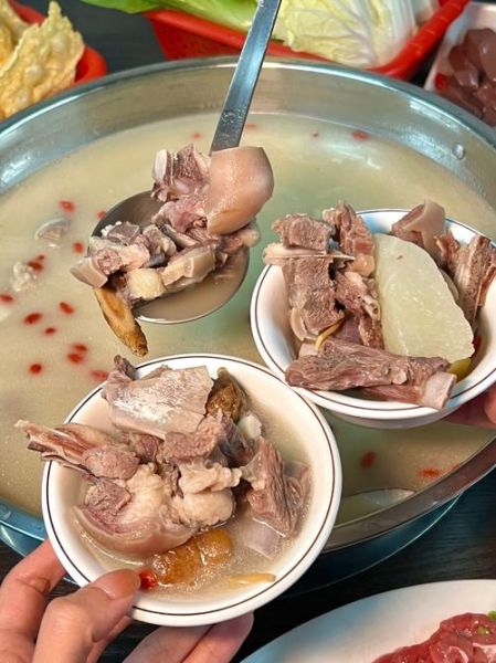 清炖羊腿怎么炖才好吃_正宗清炖羊腿做法窍门-第1张图片-山城妙识