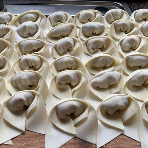 梯形饺子皮怎么包_梯形饺子皮包法图解-第1张图片-山城妙识