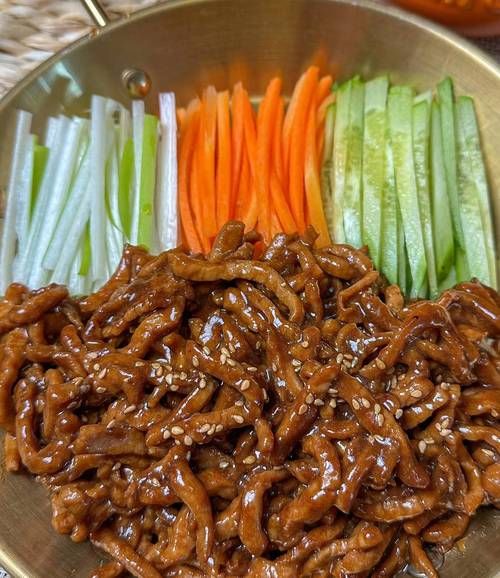 酱爆肉丝用什么酱_怎么做才正宗-第2张图片-山城妙识