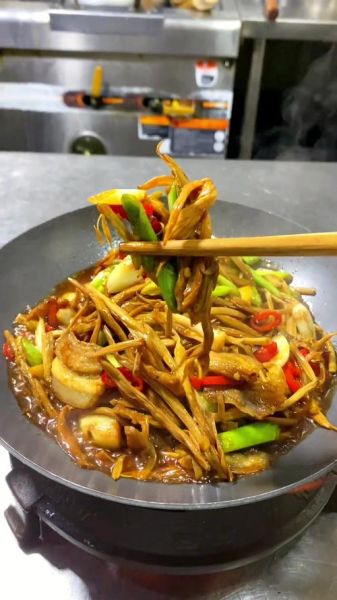 黄花菜怎么做好吃_黄花菜的家常做法-第3张图片-山城妙识 黄花菜怎么做好吃_黄花菜的家常做法-第3张图片-山城妙识