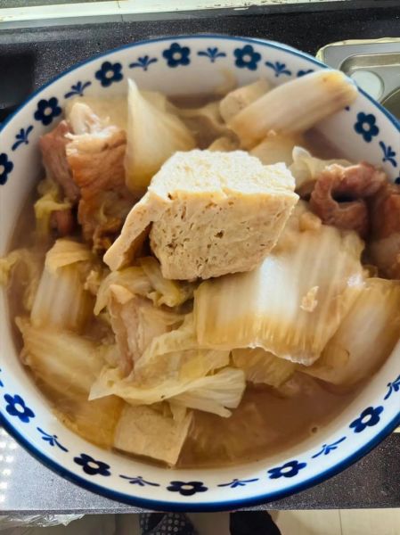 白菜冻豆腐怎么做好吃_冻豆腐炖白菜的家常做法-第3张图片-山城妙识