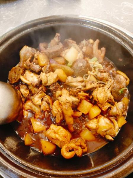 炖全鸡怎么做才好吃_炖全鸡需要焯水吗-第3张图片-山城妙识