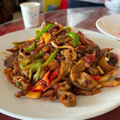 炒羊杂碎怎么做好吃_羊杂碎去腥增香技巧-第1张图片-山城妙识