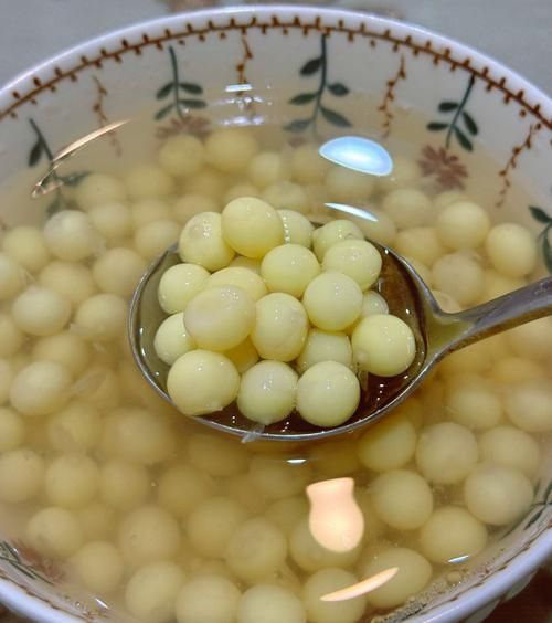 鸡头米的功效与禁忌_适合哪些人吃-第1张图片-山城妙识