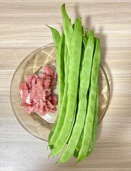 肉炒芸豆丝怎么炒好吃_肉炒芸豆丝用焯水吗-第3张图片-山城妙识