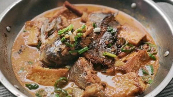 小鲶鱼怎么炖好吃_小鲶鱼炖豆腐的做法-第2张图片-山城妙识 小鲶鱼怎么炖好吃_小鲶鱼炖豆腐的做法-第2张图片-山城妙识