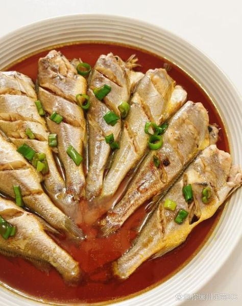 沙丁鱼怎么做好吃_沙丁鱼炖土豆做法-第1张图片-山城妙识