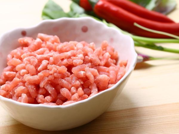 羊肉馅怎么调才好吃_羊肉馅去膻技巧-第1张图片-山城妙识