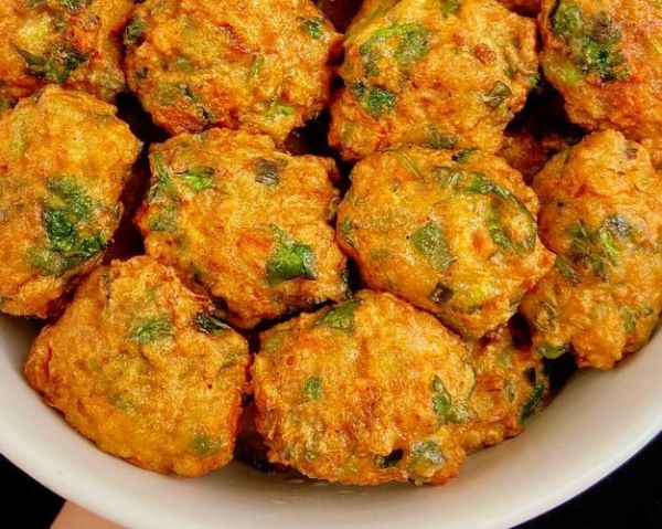 绿叶蔬菜丸子怎么做_蔬菜丸子不松散秘诀-第3张图片-山城妙识