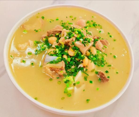 芸豆炖猪蹄的家常做法_猪蹄怎么炖才软糯-第2张图片-山城妙识