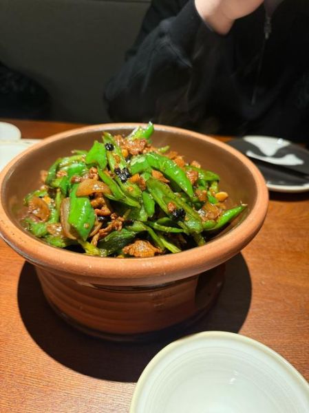 辣椒炒肉用什么辣椒_正宗湘菜辣椒炒肉做法-第1张图片-山城妙识