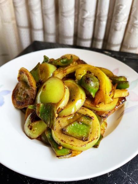 素炒柿子椒怎么炒好吃_素炒柿子椒的家常做法-第3张图片-山城妙识