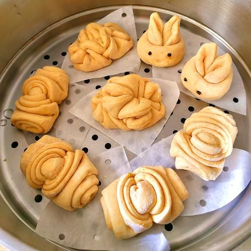 南瓜红糖馒头怎么做_南瓜红糖馒头配方比例-第1张图片-山城妙识