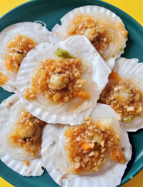 蒜蓉扇贝粉丝怎么做_蒜蓉扇贝粉丝蒸多久-第1张图片-山城妙识