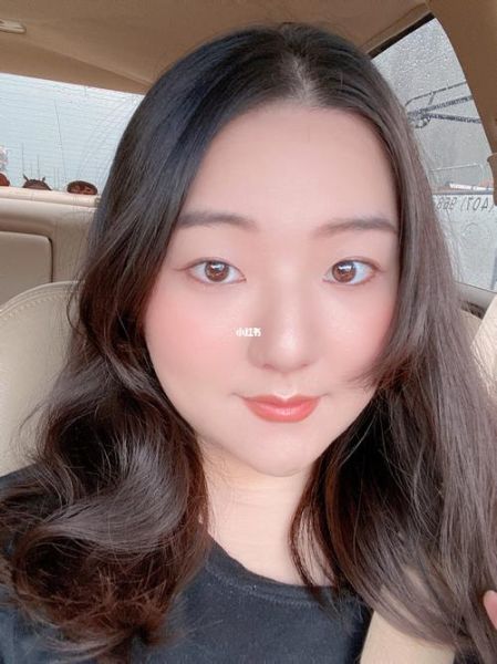 西瓜子脸适合什么发型_西瓜子脸怎么化妆-第2张图片-山城妙识 西瓜子脸适合什么发型_西瓜子脸怎么化妆-第2张图片-山城妙识