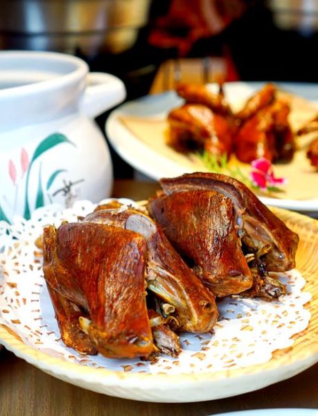 家常炒鸽子怎么做_炒鸽子肉嫩滑不柴的秘诀-第1张图片-山城妙识