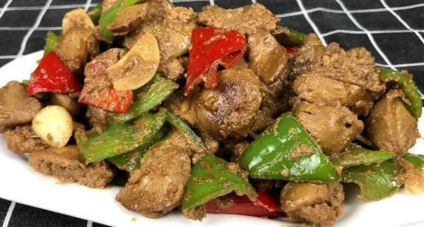 爆炒鸡肝怎么做_鸡肝去腥技巧-第1张图片-山城妙识