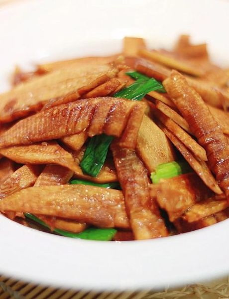 新鲜毛竹笋怎么做好吃_毛竹笋去涩技巧-第1张图片-山城妙识 新鲜毛竹笋怎么做好吃_毛竹笋去涩技巧-第1张图片-山城妙识