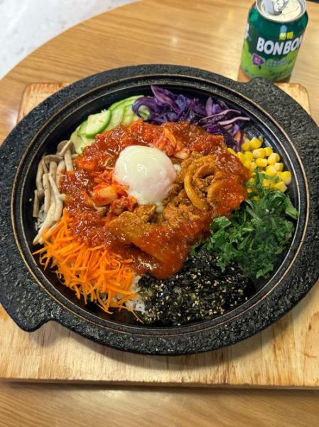 石锅拌饭热量是多少_减肥能吃石锅拌饭吗-第1张图片-山城妙识