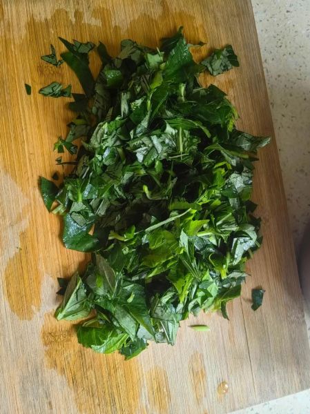 红薯叶馍馍怎么做_蒸多久才松软-第1张图片-山城妙识 红薯叶馍馍怎么做_蒸多久才松软-第1张图片-山城妙识