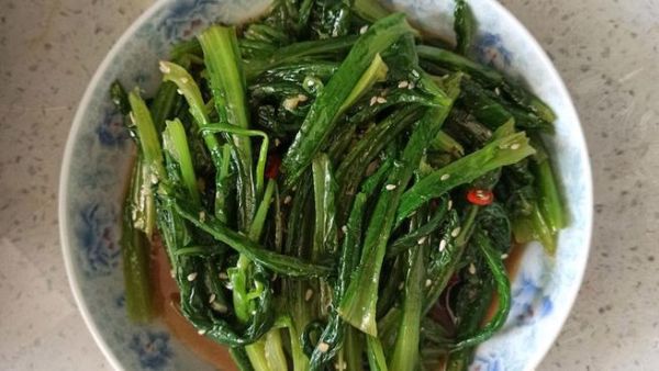凉拌油麦菜的汁怎么调_油麦菜凉拌汁配方-第2张图片-山城妙识