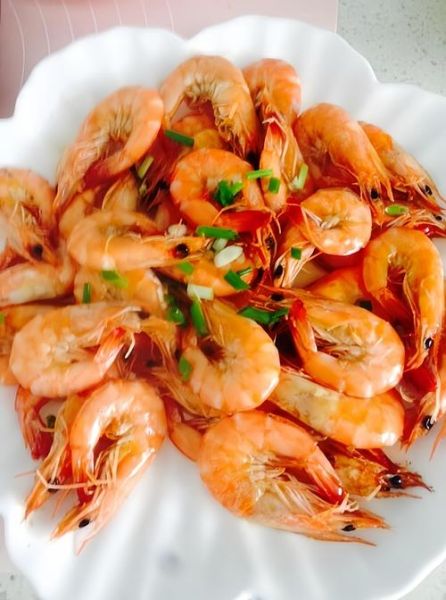 虾的做法最正宗的做法_清蒸白灼虾怎么做才鲜-第2张图片-山城妙识 虾的做法最正宗的做法_清蒸白灼虾怎么做才鲜-第2张图片-山城妙识