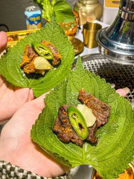 紫苏叶包烤肉怎么做_紫苏叶包烤肉好吃吗-第3张图片-山城妙识