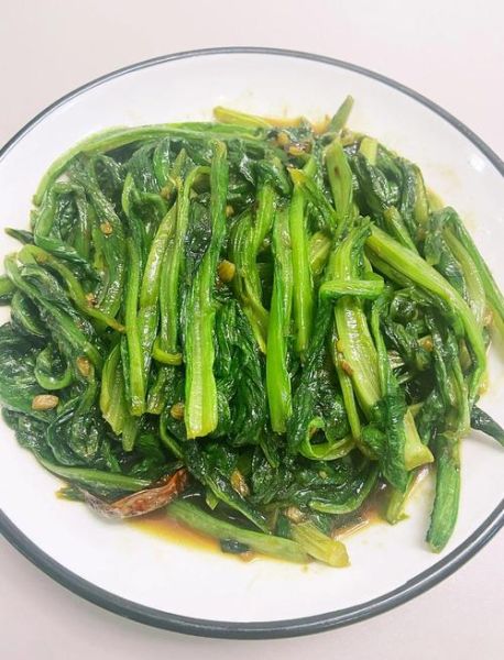 油麦菜怎么炒好吃_油麦菜的家常做法大全-第3张图片-山城妙识 油麦菜怎么炒好吃_油麦菜的家常做法大全-第3张图片-山城妙识