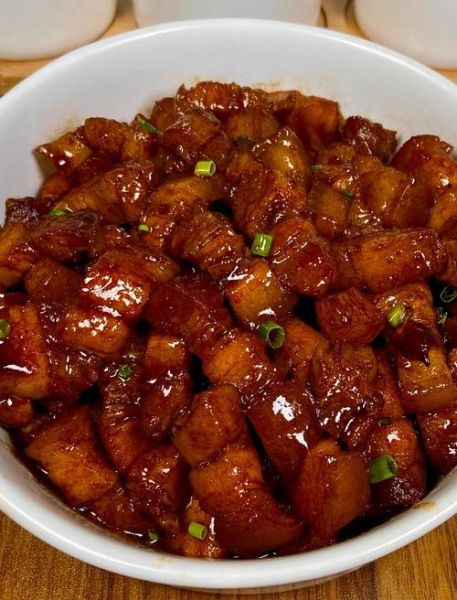 五花肉怎么做好吃_红烧肉的做法-第1张图片-山城妙识