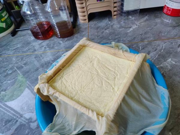 家庭自制豆腐的做法_需要哪些材料和工具-第1张图片-山城妙识