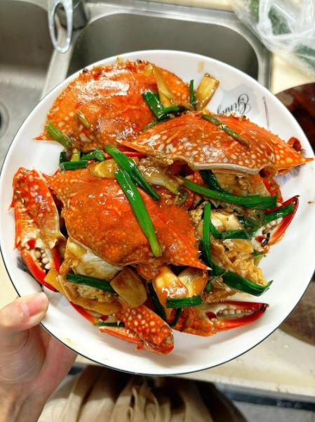 姜葱炒蟹怎么做才鲜嫩_姜葱炒蟹用什么蟹最好-第1张图片-山城妙识