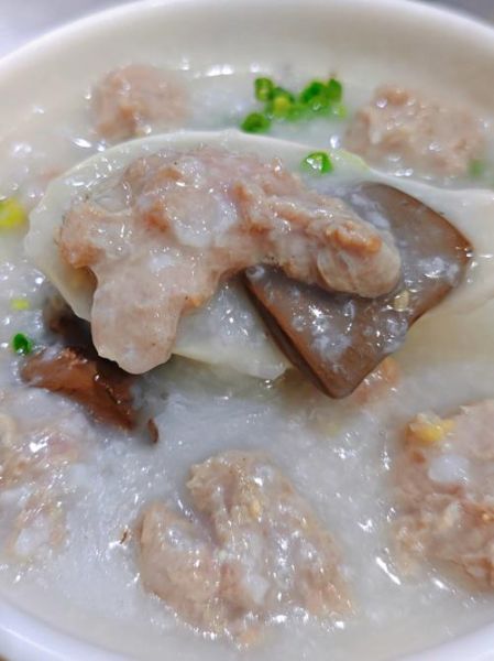 瘦肉粥怎么煮才嫩_家常瘦肉粥做法-第1张图片-山城妙识