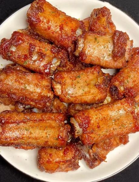 椒盐排骨怎么做_椒盐排骨的做法视频-第1张图片-山城妙识